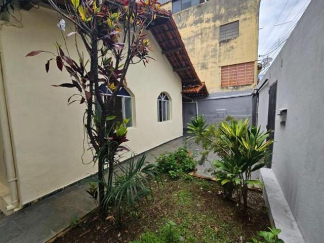 Casa com 3 quartos à venda em Belo Horizonte, no bairro Santa Cruz