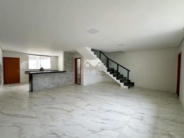 Casa com 3 quartos à venda em Belo Horizonte, no bairro Santa Helena