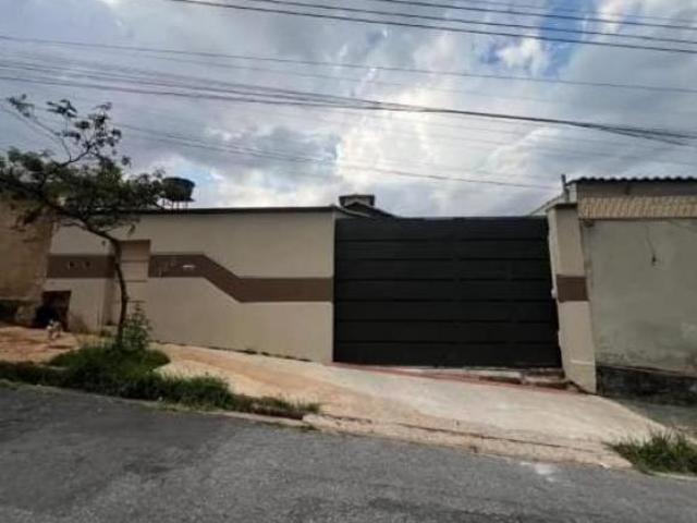 Casa com 3 quartos à venda em Belo Horizonte, no bairro Santa Helena