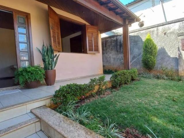 Casa com 3 quartos à venda em Belo Horizonte, no bairro Santa Inês