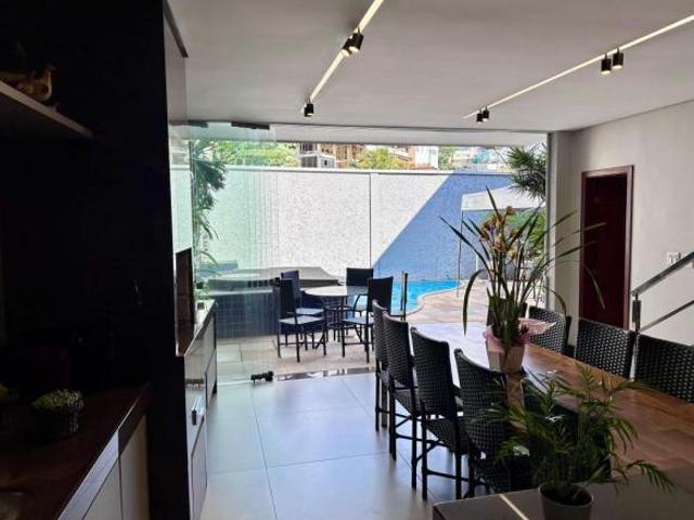 Casa com 3 quartos à venda em Belo Horizonte, no bairro Santa Lúcia