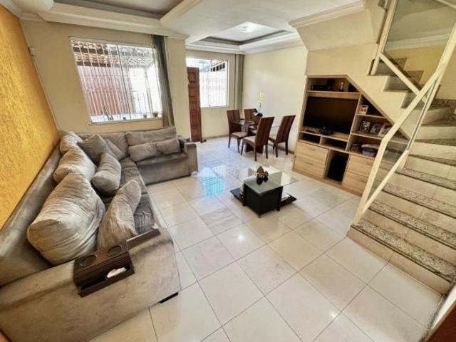 Casa com 3 quartos à venda em Belo Horizonte, no bairro Santa Mônica