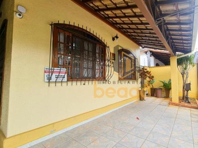 Casa com 3 quartos à venda em Belo Horizonte, no bairro Santa Mônica