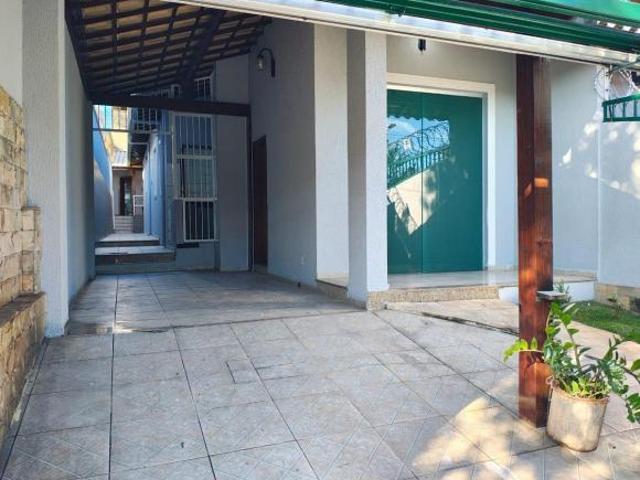 Casa com 3 quartos à venda em Belo Horizonte, no bairro Santa Mônica