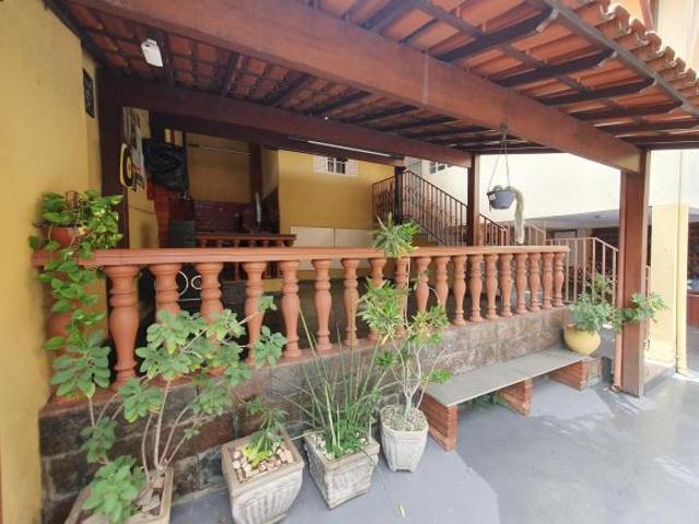 Casa com 3 quartos à venda em Belo Horizonte, no bairro Santa Maria