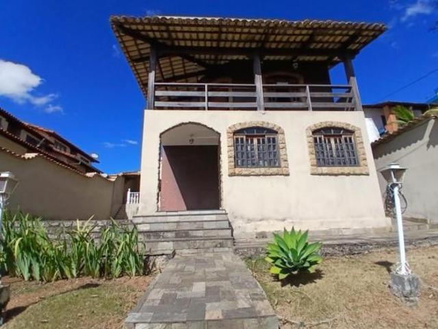 Casa com 3 quartos à venda em Belo Horizonte, no bairro Santa Maria