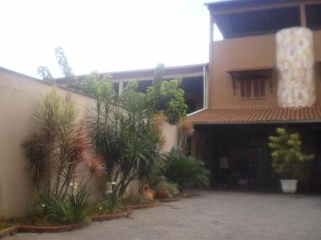Casa com 3 quartos à venda em Belo Horizonte, no bairro Santa Terezinha