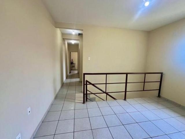 Casa com 3 quartos à venda em Belo Horizonte, no bairro Santa Terezinha
