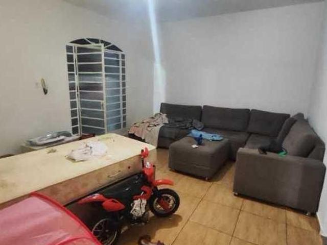 Casa com 3 quartos à venda em Belo Horizonte, no bairro Santa Terezinha