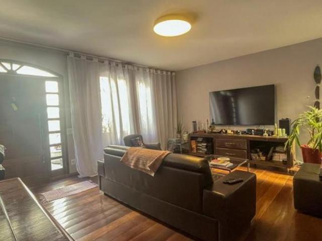Casa com 3 quartos à venda em Belo Horizonte, no bairro Serra