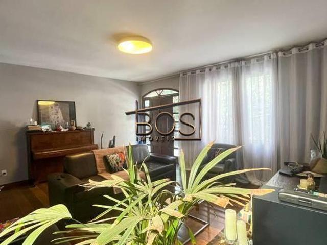 Casa com 3 quartos à venda em Belo Horizonte, no bairro Serra