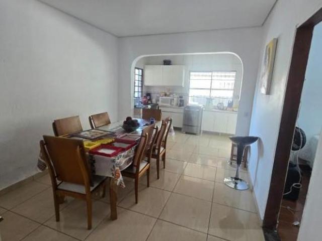 Casa com 3 quartos à venda em Belo Horizonte, no bairro Serrano