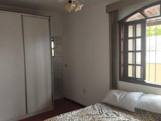 Casa com 3 quartos à venda em Belo Horizonte, no bairro Serrano