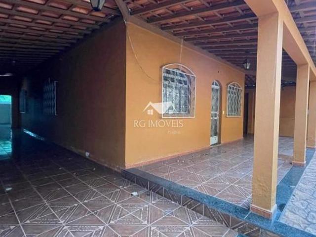 Casa com 3 quartos à venda em Belo Horizonte, no bairro Petrópolis