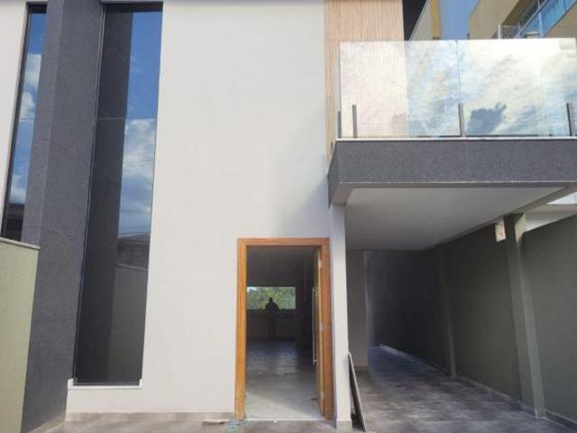 Casa com 3 quartos à venda em Belo Horizonte, no bairro Planalto