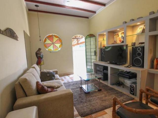 Casa com 3 quartos à venda em Belo Horizonte, no bairro Planalto