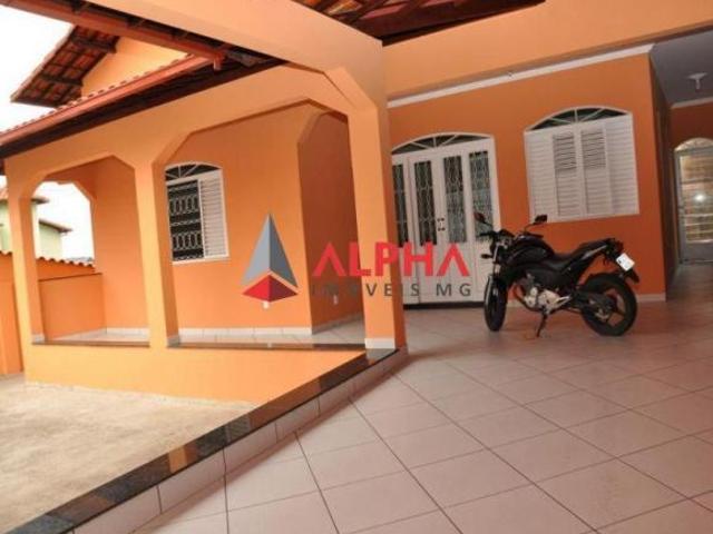 Casa com 3 quartos à venda em Belo Horizonte, no bairro Tirol
