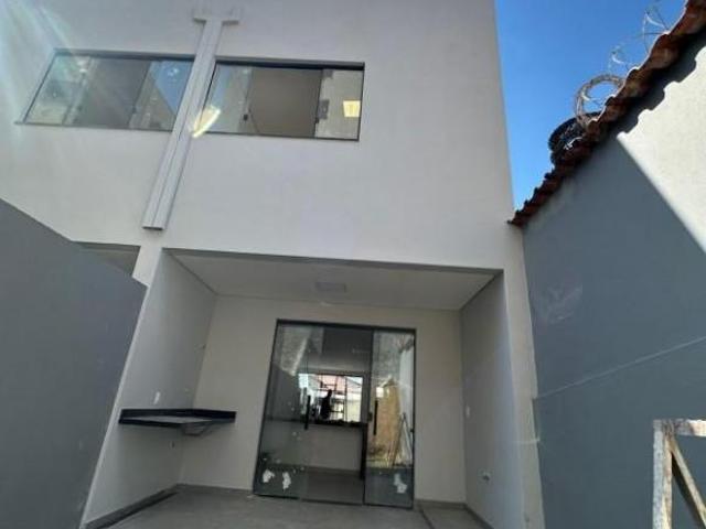 Casa com 3 quartos à venda em Betim, no bairro Bom Retiro
