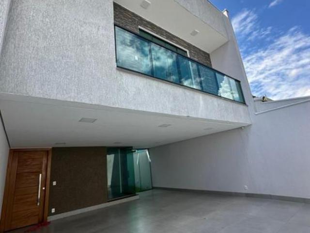 Casa com 3 quartos à venda em Betim, no bairro Espírito Santo