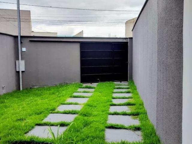 Casa com 3 quartos à venda em Betim, no bairro Petrópolis