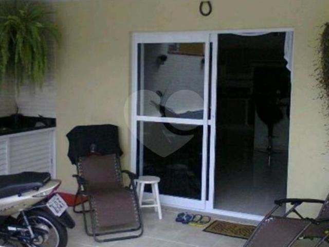 Casa com 3 quartos à venda em Boqueirão SP