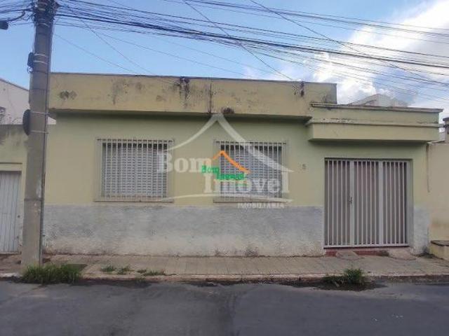 Casa com 3 quartos à venda em Campo Belo, no bairro Centro