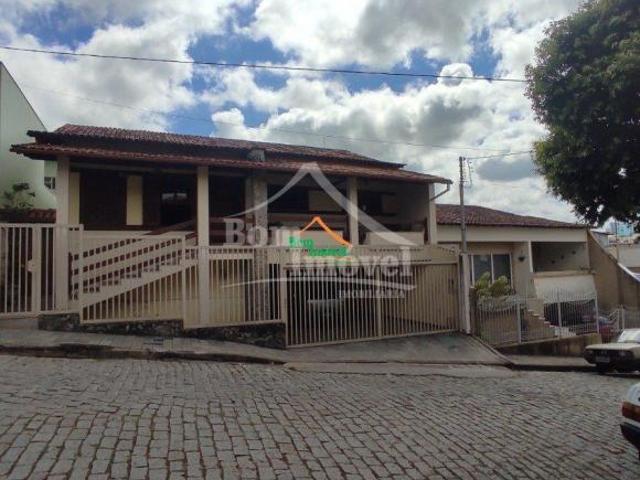 Casa com 3 quartos à venda em Campo Belo, no bairro Centro