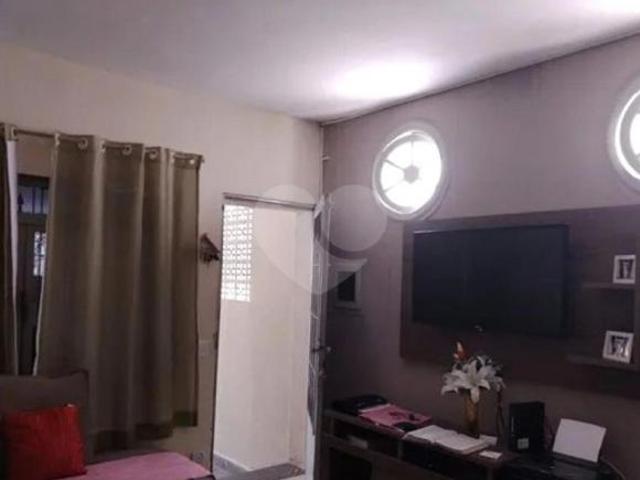 Casa com 3 quartos à venda em Cangaíba SP