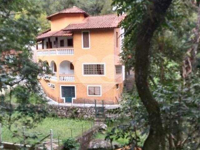 Casa com 3 quartos à venda em Caraguatá SP
