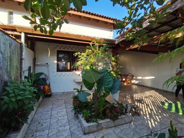 Casa com 3 quartos à venda em Centro SP