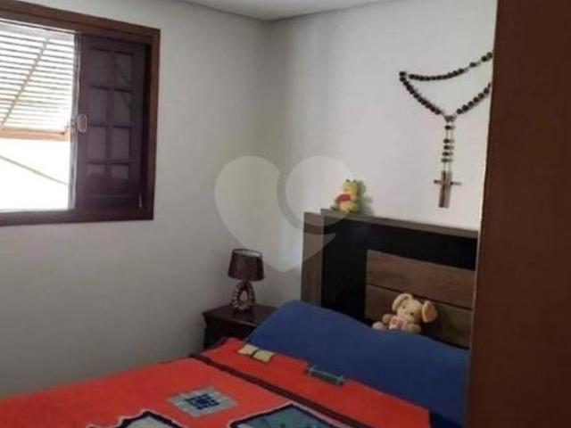 Casa com 3 quartos à venda em Centro SP