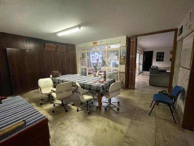 Casa com 3 quartos à venda em Centro SP