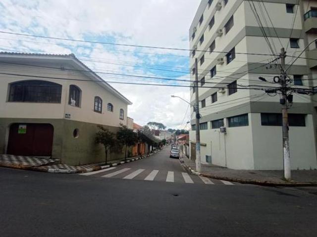 Casa com 3 quartos à venda em Centro SP