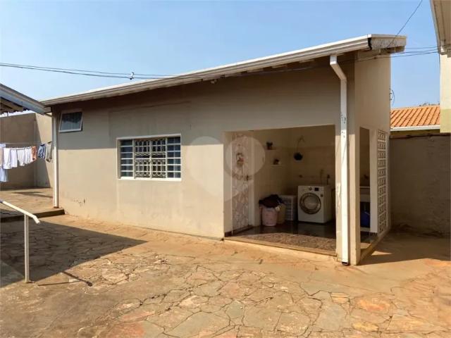 Casa com 3 quartos à venda em Centro SP