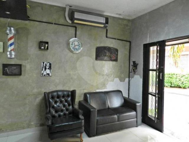 Casa com 3 quartos à venda em Centro SP