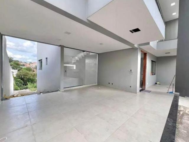 Casa com 3 quartos à venda em Contagem, no bairro Colonial