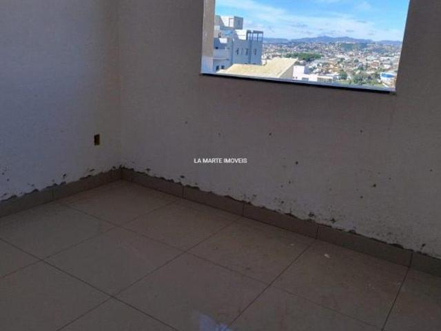 Casa com 3 quartos à venda em Contagem, no bairro Candida Ferreira