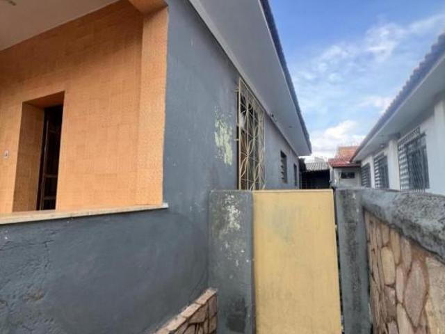 Casa com 3 quartos à venda em Contagem, no bairro Centro