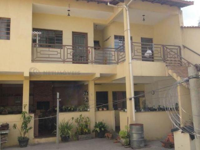 Casa com 3 quartos à venda em Contagem, no bairro Alvorada
