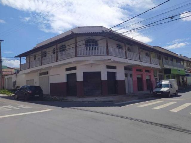 Casa com 3 quartos à venda em Contagem, no bairro Industrial