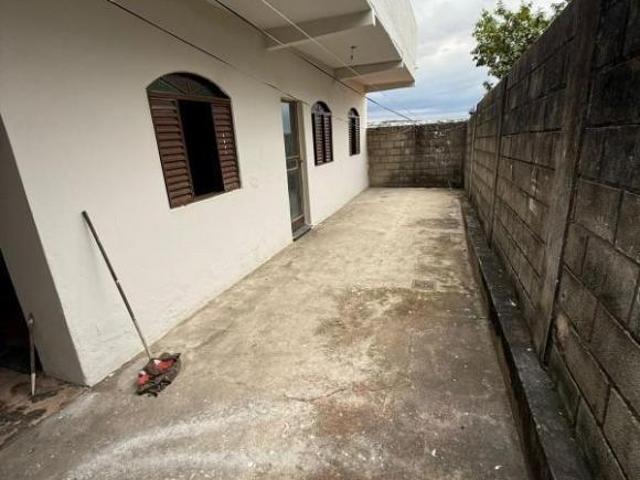 Casa com 3 quartos à venda em Contagem, no bairro Jardim Laguna