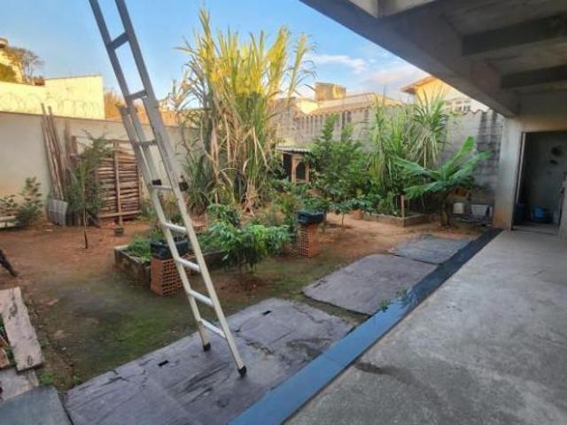 Casa com 3 quartos à venda em Contagem, no bairro Jardim Riacho Das Pedras