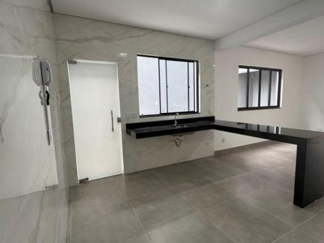 Casa com 3 quartos à venda em Contagem, no bairro Novo Eldorado