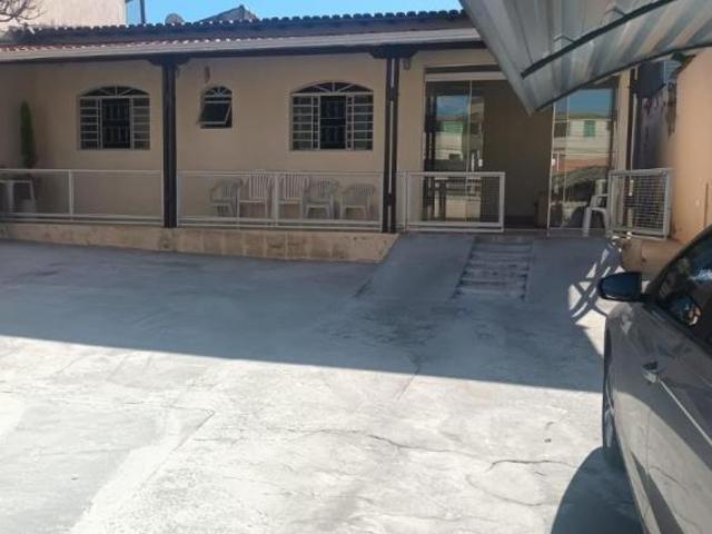 Casa com 3 quartos à venda em Contagem, no bairro Novo Eldorado