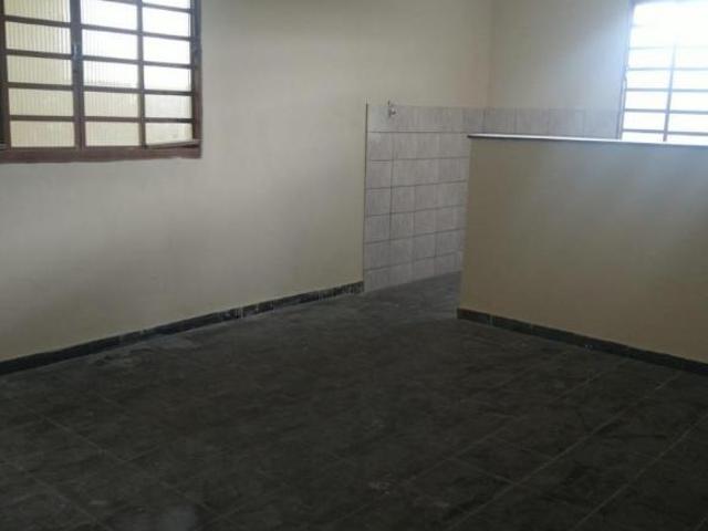 Casa com 3 quartos à venda em Contagem, no bairro Novo Progresso