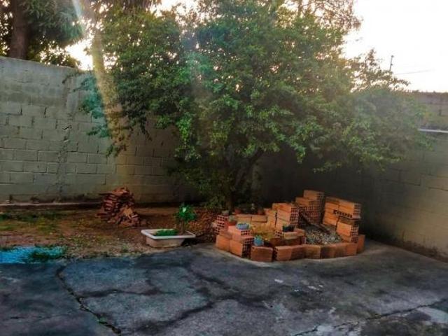 Casa com 3 quartos à venda em Contagem, no bairro Novo Progresso