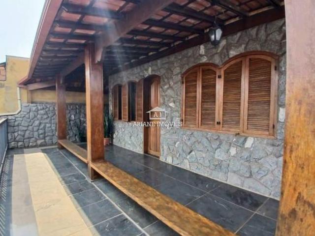 Casa com 3 quartos à venda em Contagem, no bairro Novo Progresso