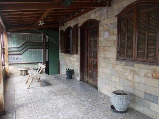Casa com 3 quartos à venda em Contagem, no bairro Novo Riacho