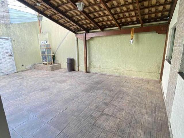 Casa com 3 quartos à venda em Contagem, no bairro Nossa Senhora De Fátima