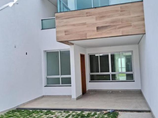 Casa com 3 quartos à venda em Contagem, no bairro Nossa Senhora De Fátima